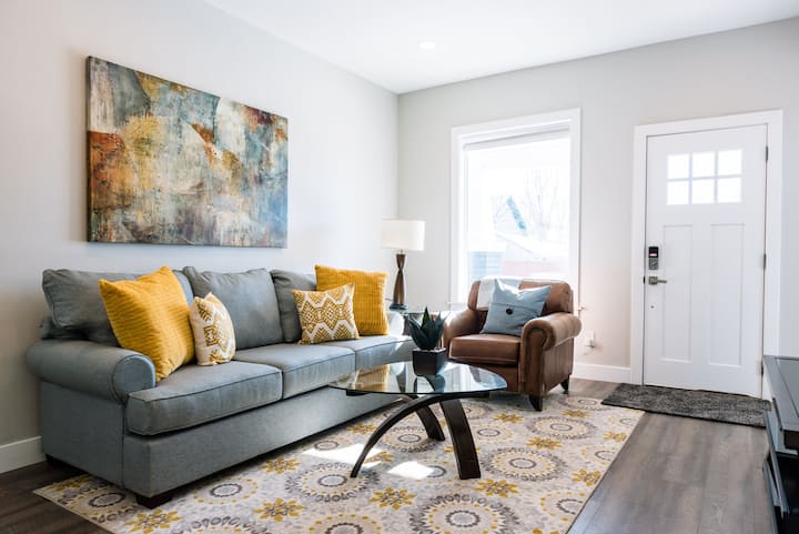 Royal Bungalow - Sleek N' Modern \Granary Getaway - Salt Lake City, UT