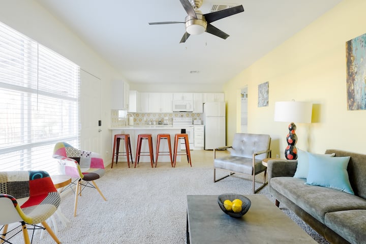 Apartment In A Beautiful Quiet Complex - Phoenix, AZ