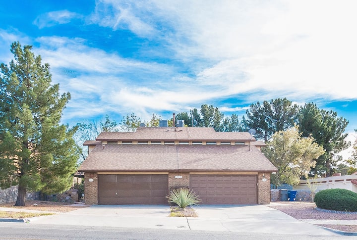 Cozy Home W/private Patio, Kingbed, Fireplace, Bbq - El Paso, TX