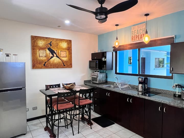 Cómodo Y Encantador Studio A Pasos De La Playa - Sardinal