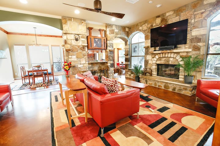 Dripping Springs Family Friendly, Wine & Breweries - Dripping Springs, TX