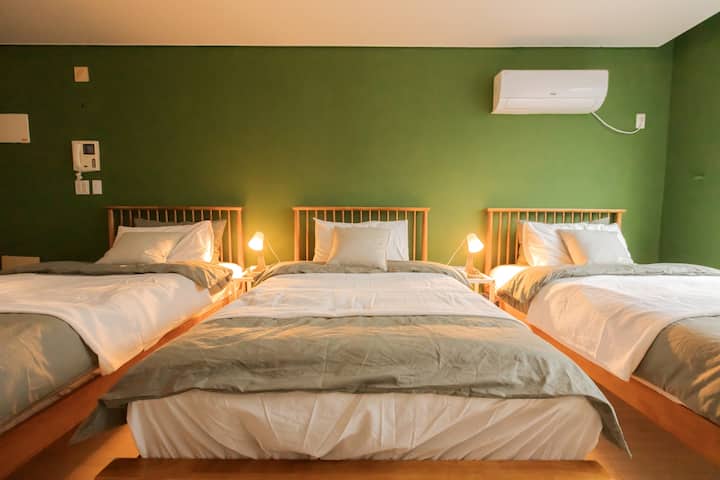 52-2 [1 Queen + 2 Single Beds] / Mirae_stay / Coex - Seoul