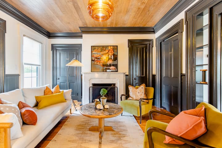 Vine + Sand  Southold, Ny's Newest B&b-room 1 - The Hamptons, NY