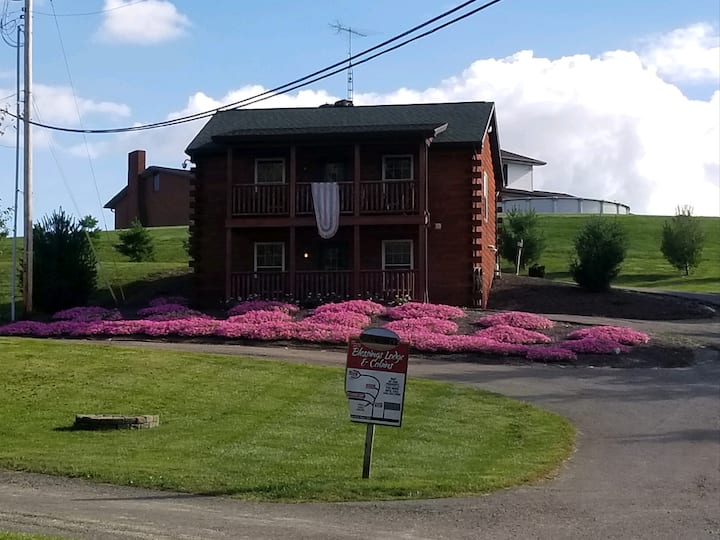 The Blessings Homestead Cabin At Amish Blessings - Berlin, OH