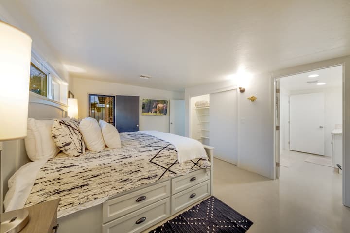 Reid Park | 4br | Remodeled | Sleeps 8 | Fenced - Sonora