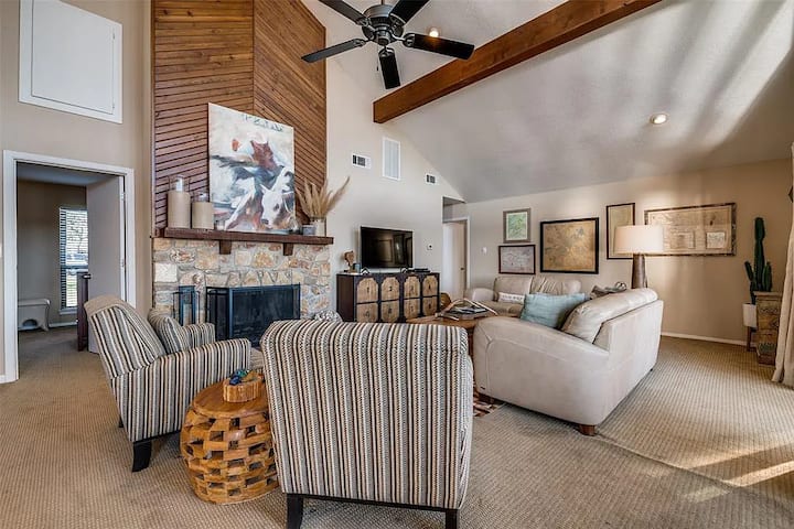 Waterfront Possum Kingdom Lake Family Home - Possum Kingdom Lake, TX