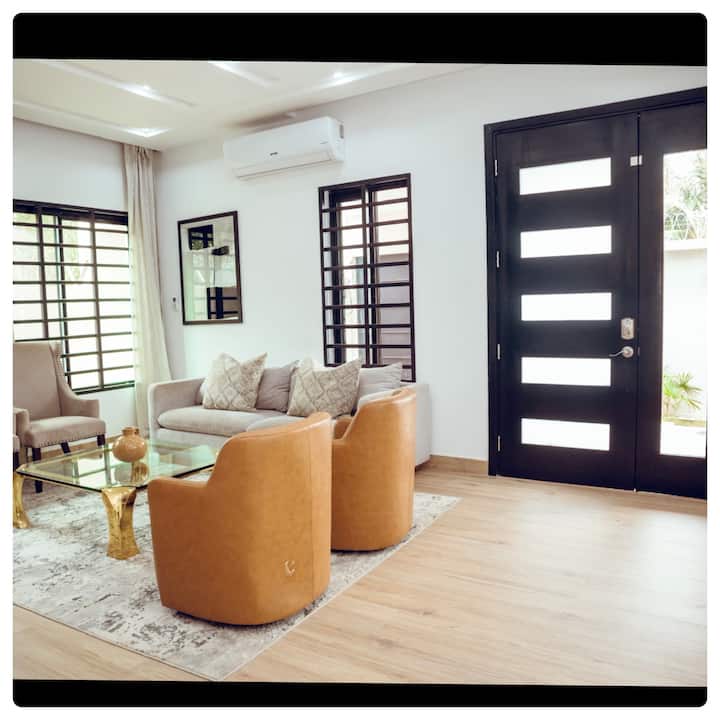 Modern Luxury - Togo