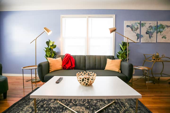 Luxury 2br Oasis - Msp/edina - Long Stays W Garage - Edina, MN