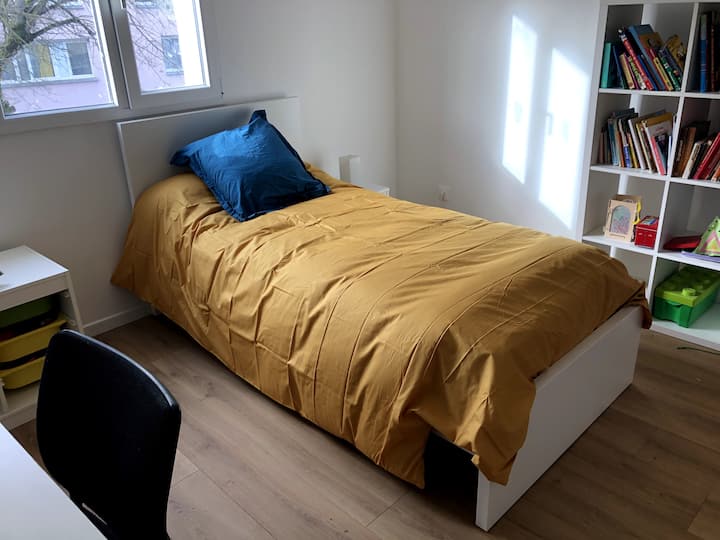 Chambre à Antony, 20 Min Paris Et 100 M Du Rer B - Antony