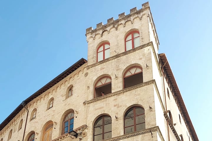 Live In A Medieval Tower, Apartment - Perugia
