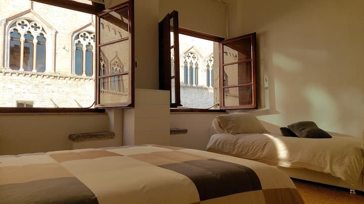 Live In A Medieval Tower, Apartment - Perúgia