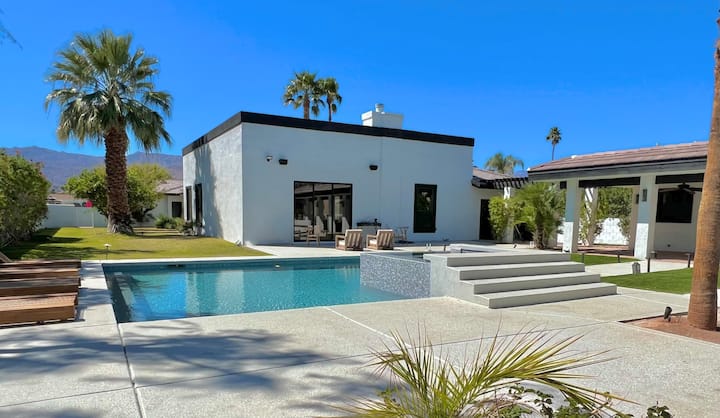 5 Bd/4bth Private Home With Pool & Spa - Palm Desert, CA