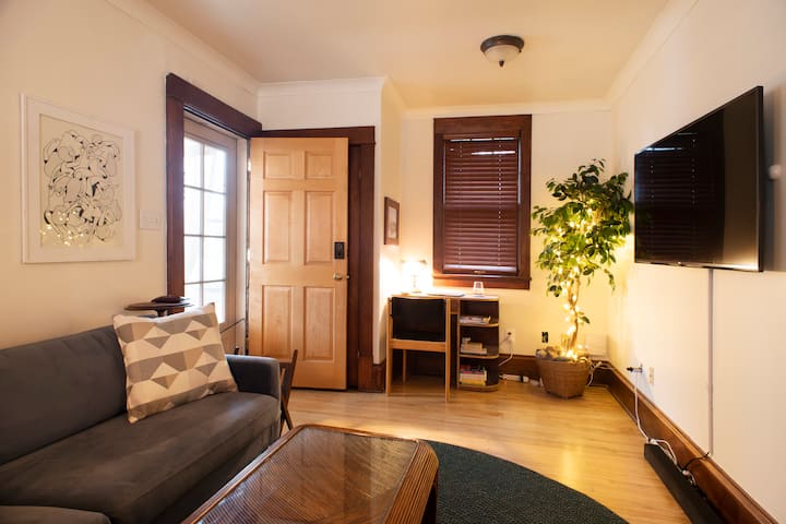 Quiet Lake Nokomis Craftsman Retreat Near Trails - Minneapolis, MN