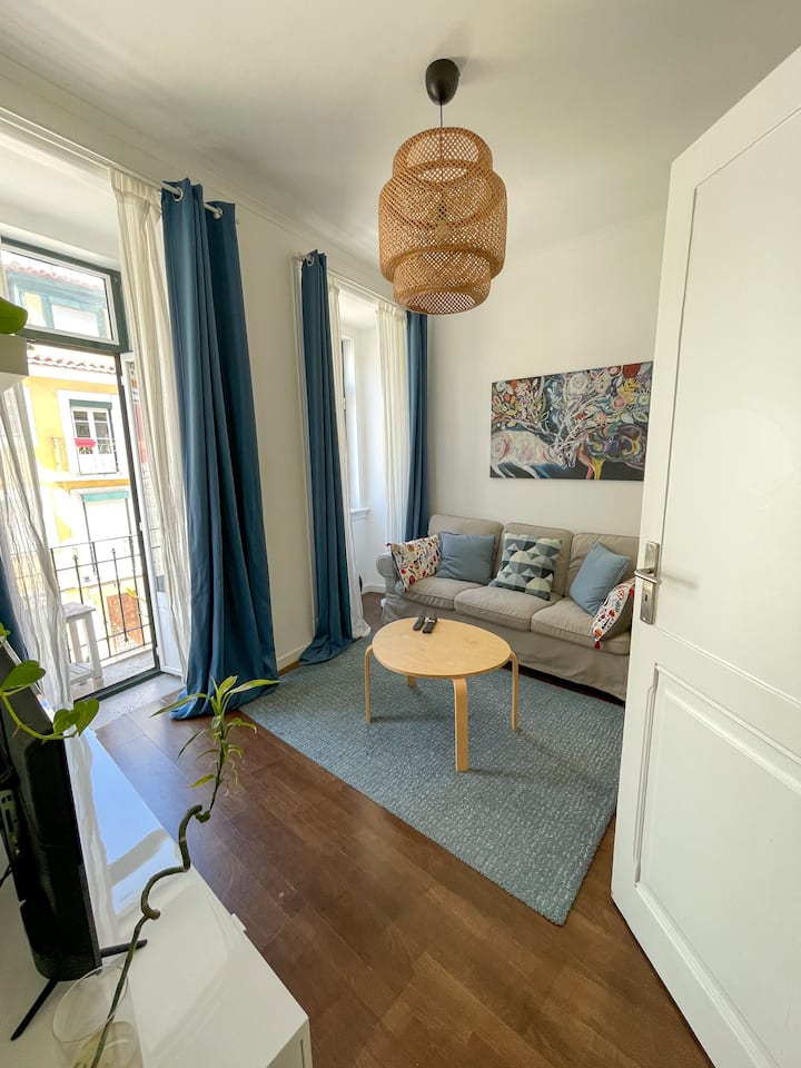 Lovely Room In Sta Apolonia @Center - Alfama
