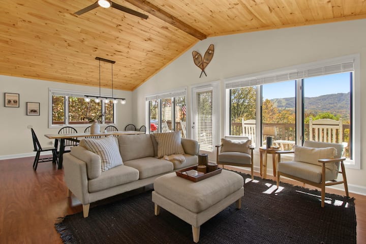 Skiview Cabin - 4br, Cozy And Modern - ビーチ・マウンテン, NC