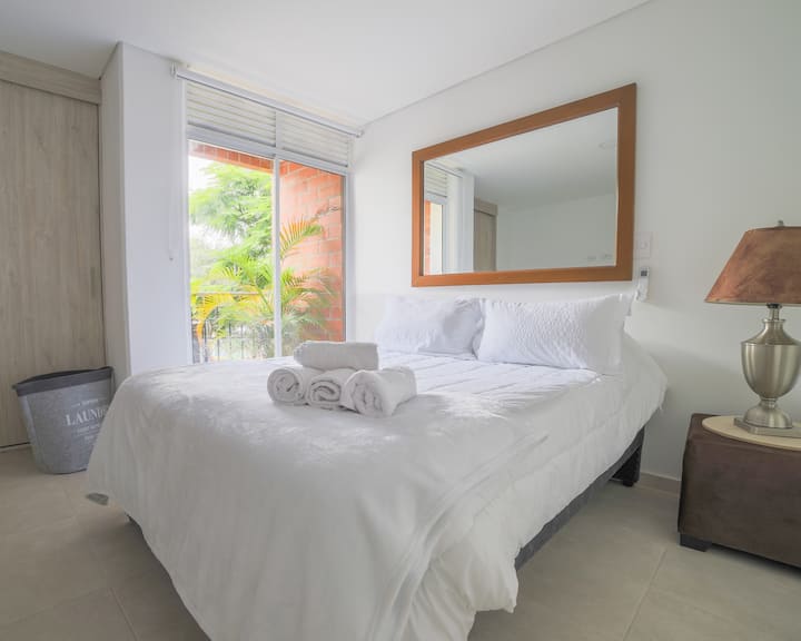 Apt Private Balcony/bullring Mall Plaza/south Cali - Cali