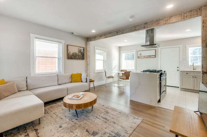 Steps Away From Bishop Arts! - Dallas