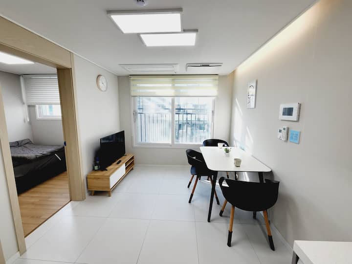 Comfy House Close By Subway And Hongdae #5 - Seúl