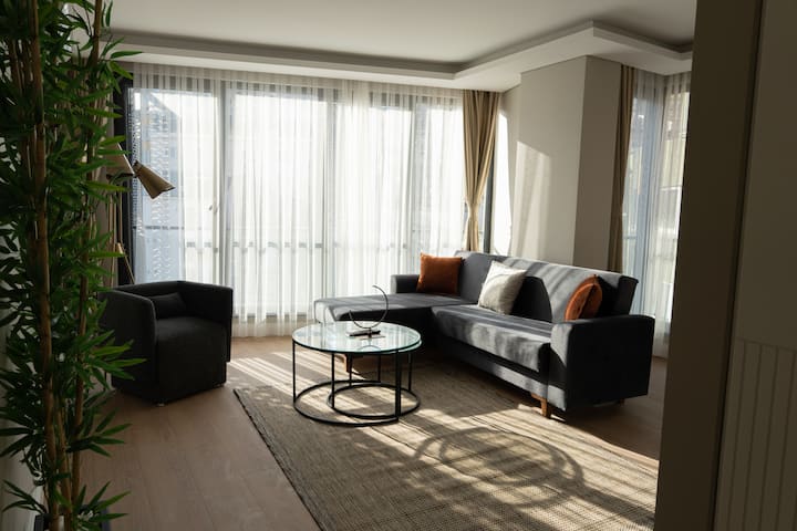 Big Central Apartment In Taksim - Istanbul