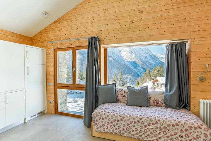 Charming Alpine Flat With Breathtaking Views - Caspoggio