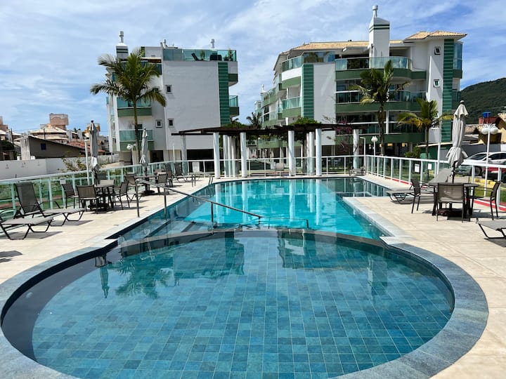 Mobiliado, Equipado, 350m Da Praia! - Florianópolis