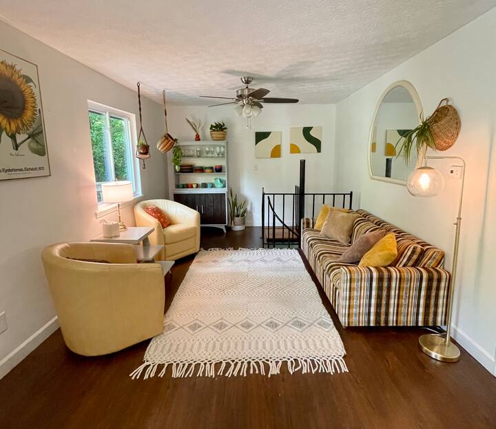 The Cosens Cottage - Dahlonega, GA