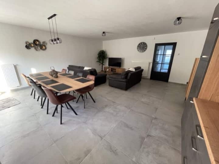 The 77d Work Or Holiday New Home - Ypres