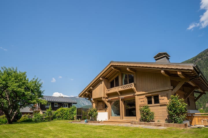 Chalet 180m2 | Cheminée | Jacuzzi | Vue | Taconnaz - Chamonix-Mont-Blanc