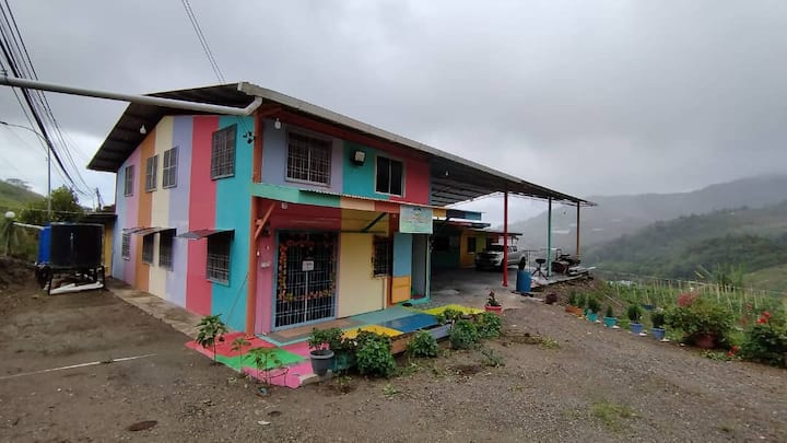Mak Homestay With 5 Bedrooms Upstairs House - Kundasang