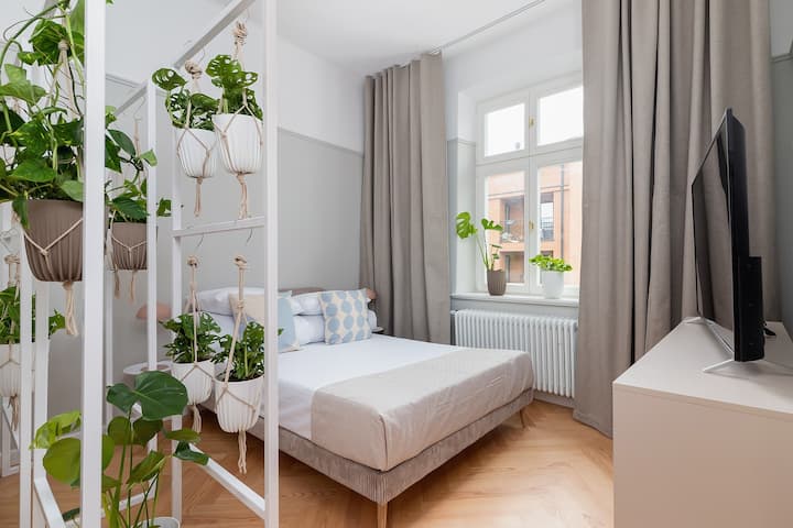 2-bedroom Apartment With Balcony - Rejtana 10 - 크라쿠프