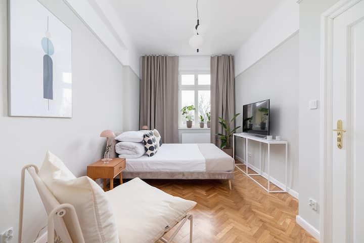 2 - Bedroom Apartment With Balcony - Rejtana 10 - Cracovie