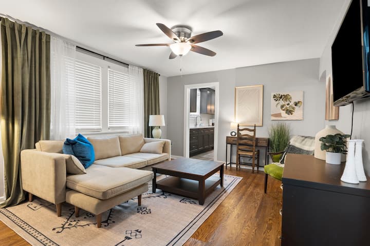Up Scale | Full Kitchen | Pet Friendly | Wi-fi - Fort Wayne, IN