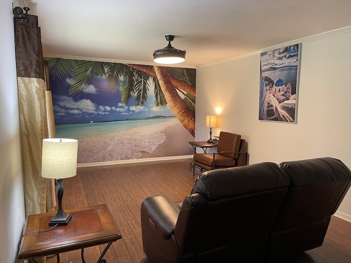 Beautiful Bedroom/free Parking 3 - South Fulton, GA