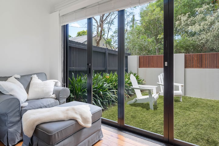 Charming 3 Bedroom Artist House In Mosman - North Sydney