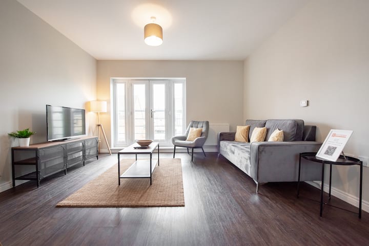 Two Bed Coach House - Fast Wifi - Super-king Bed - 에식스