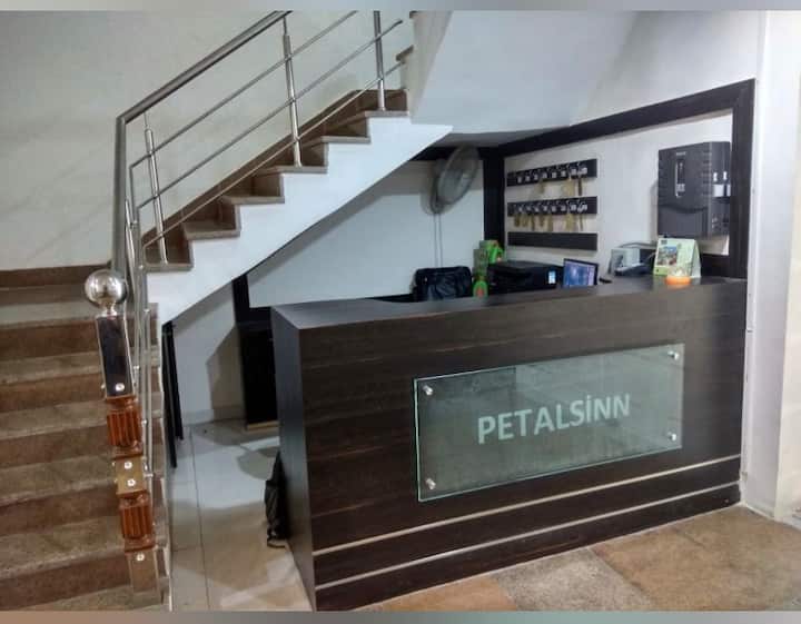 Premium Rooms In Boring Road - 帕特納