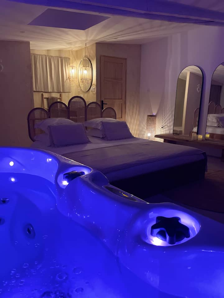 Loveness Suite Aigues-mortes - Aigues-Mortes