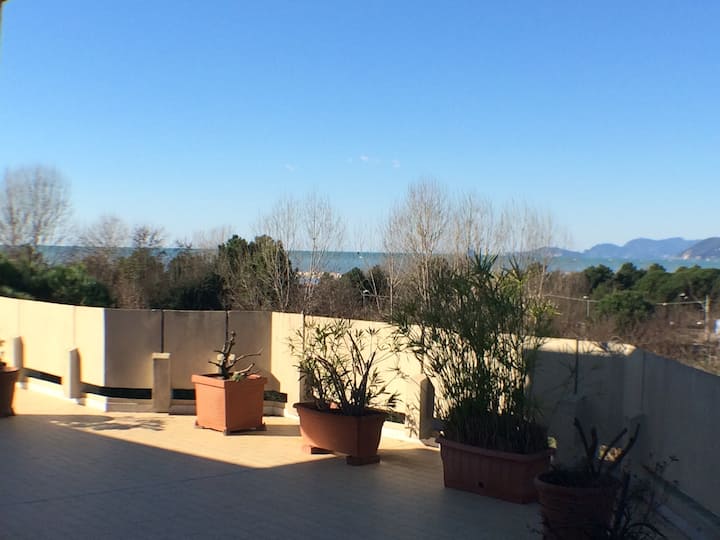 Appartamento-attico 100m Dal Mare -Marina Di Massa - Massa