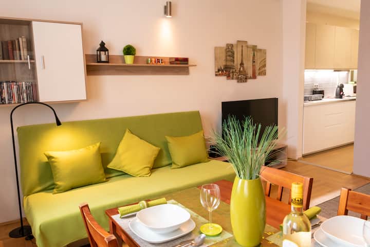Western Light(40sqm)top-floor Hideaway In Downtown - Budapest