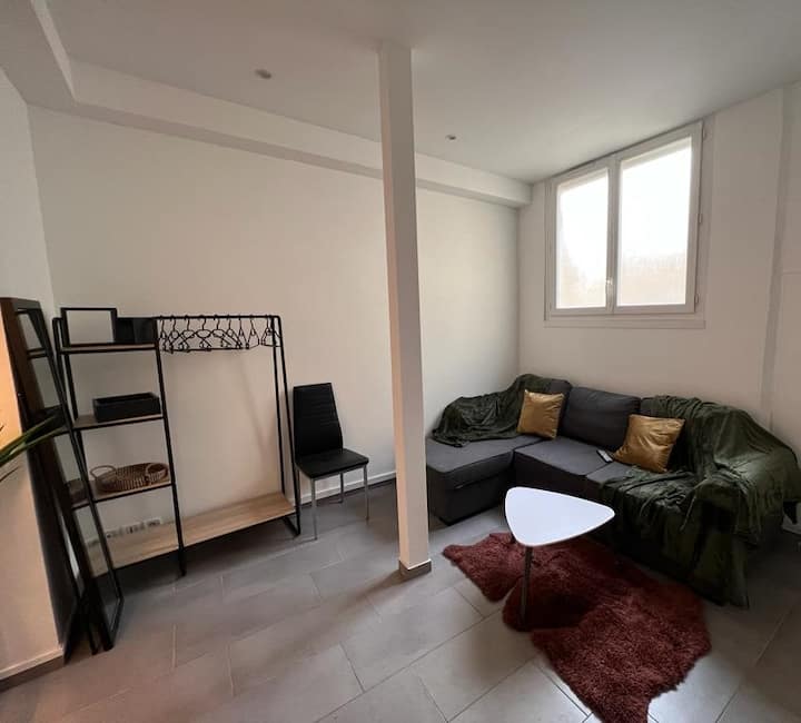 Appartement Idéalement Situé - Montereau-Fault-Yonne