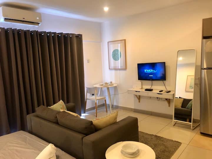 The Gallery Luxury Suite C01 - Accra