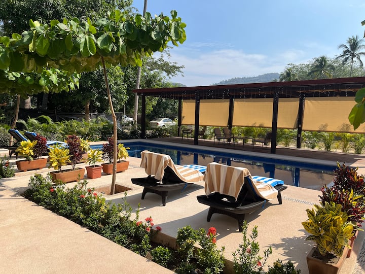 Natura H & V. Habitación 1002. Cerca Playa La Ropa - Zihuatanejo