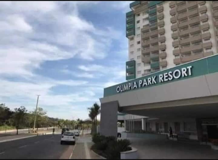 Ap No Enjoy Olímpia Park Resort Com 2 Dorm E Suíte - Olimpia