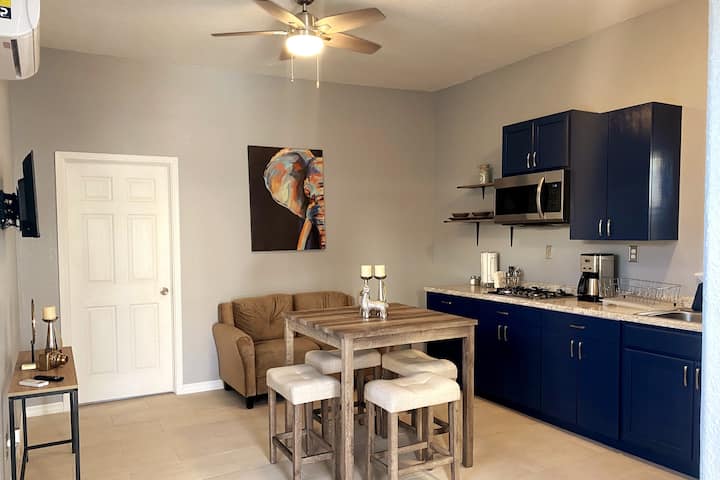 New Cozy Central Apartment - El Paso
