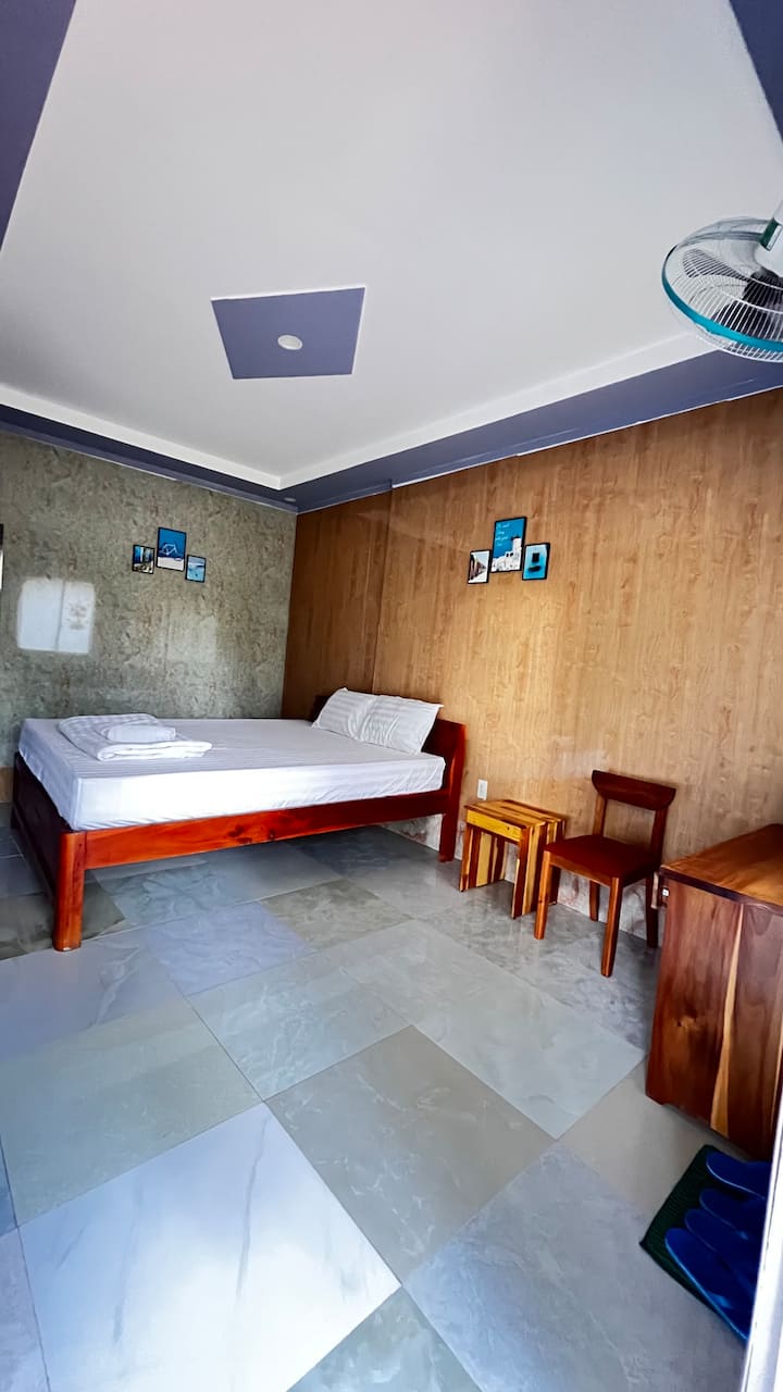 Phòng đơN 1 Giường 3 Người ở - Phú Quốc