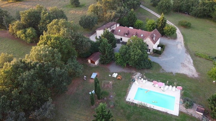 Domaine La Cabane Thenon 23 Pers. - Montignac