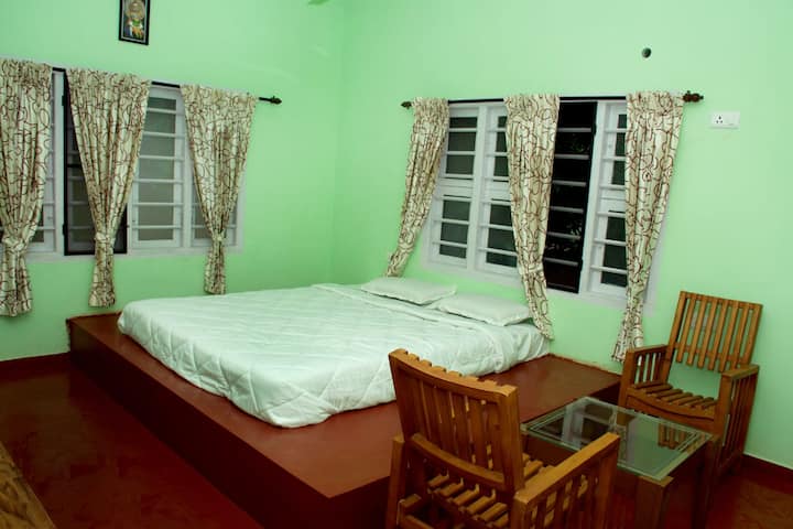 Private Ac Room In Traditional Kerala House - Palakkad