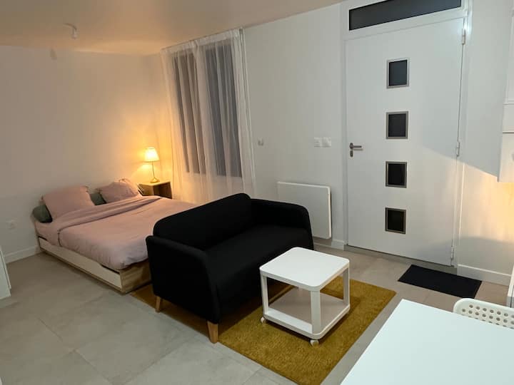 Studio Proche Paris & Aeroschool - Suresnes