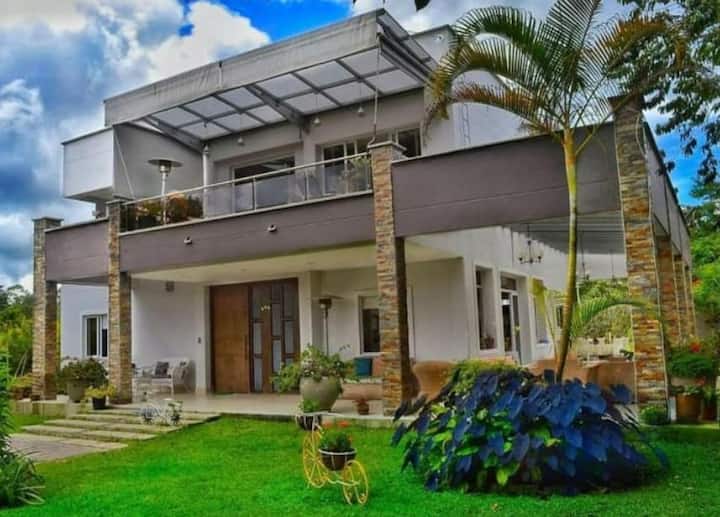 Villa En La Mesa De Los Santos Junto Al Pony Parqe - Aratoca