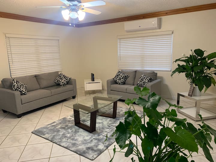 Spacious, Cozy Apartment Centrally Located - Saint Croix